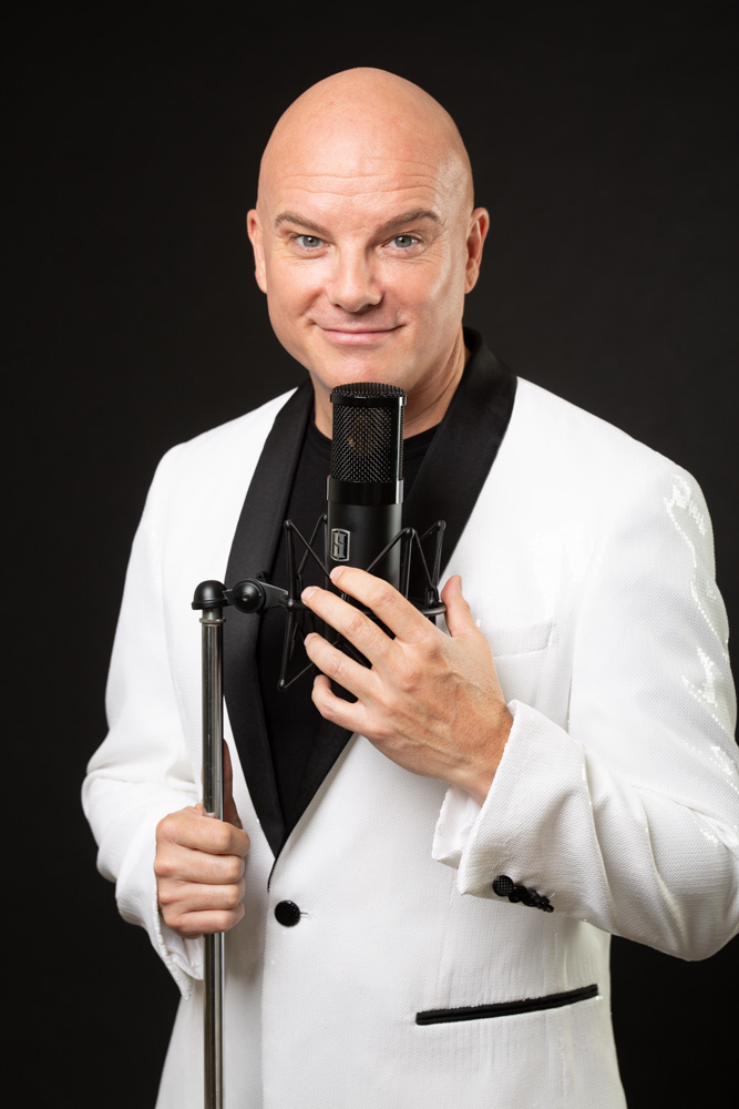 About Us - Kevin Brando